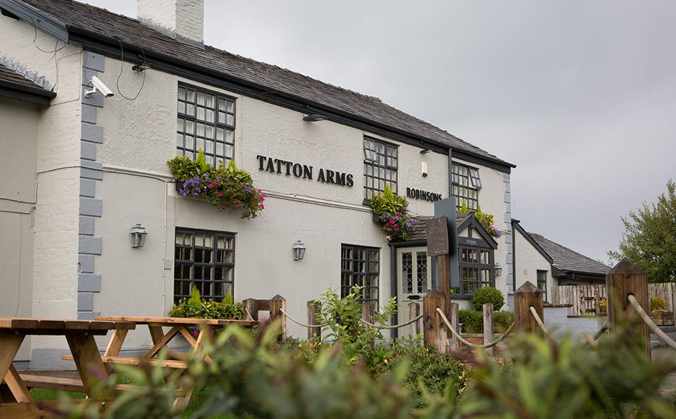 Family Pub and Restaurant – The Tatton Arms