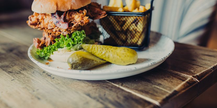 Pub and Restaurant near Manchester Airport – Tatton Arms