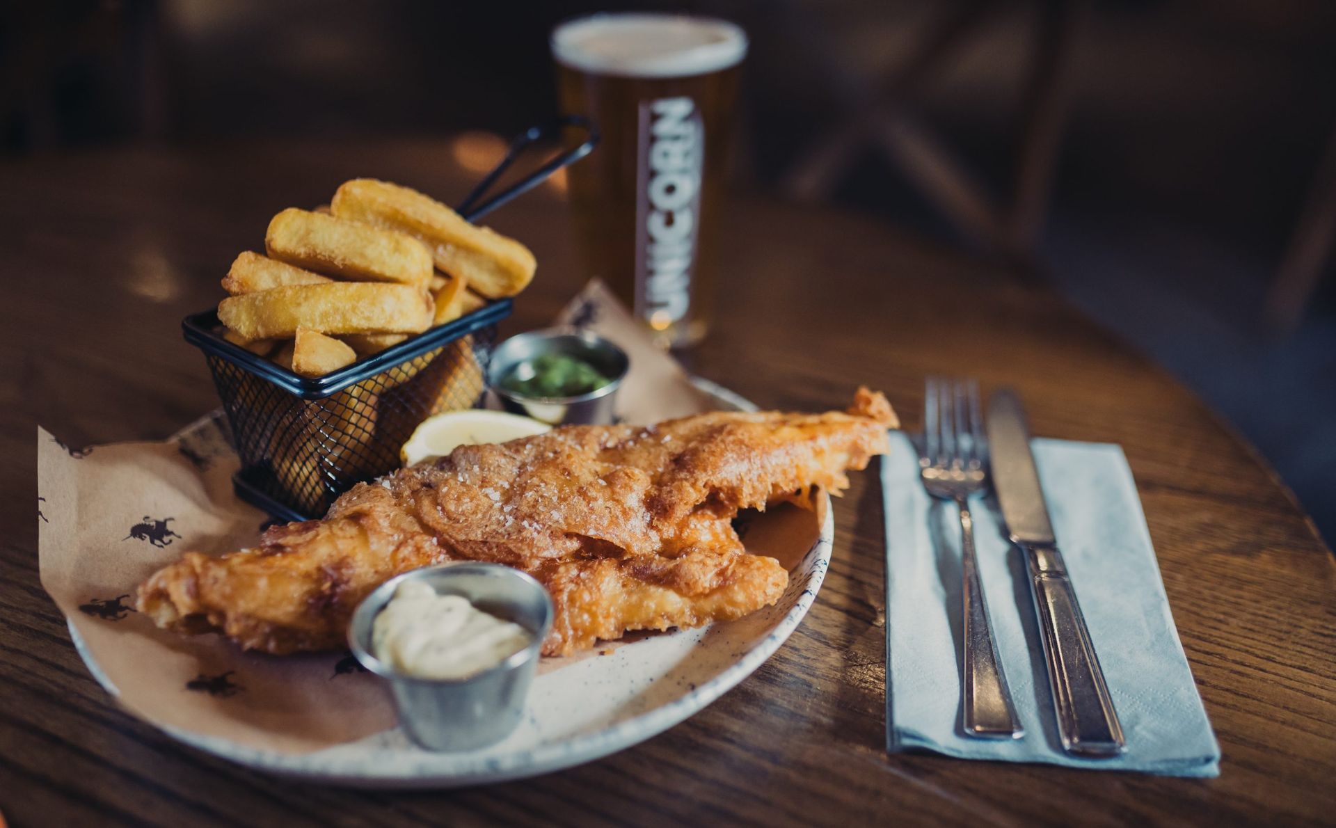 Pub and Restaurant near Manchester Airport – Tatton Arms