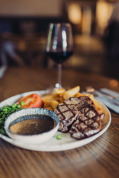 Pub and Restaurant near Manchester Airport – Tatton Arms